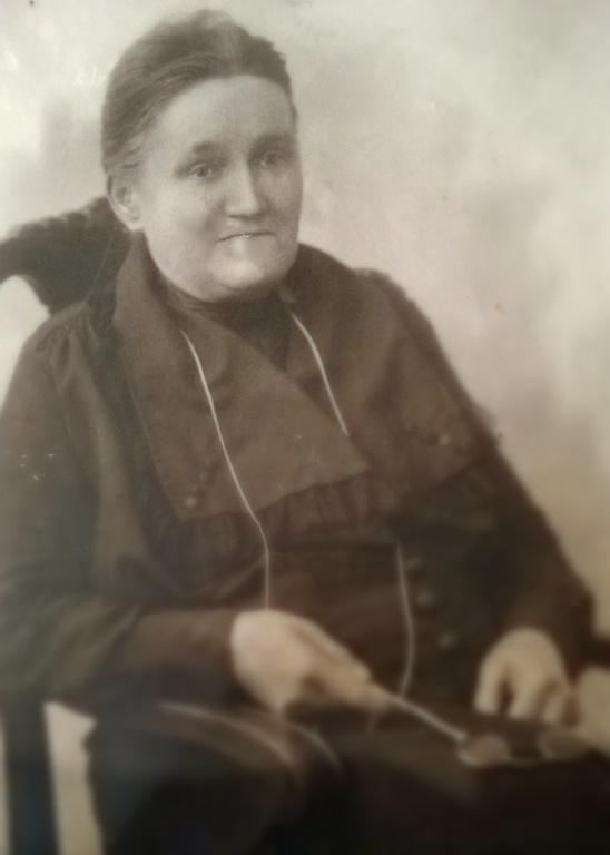 Anna (Zahn) — JewAge